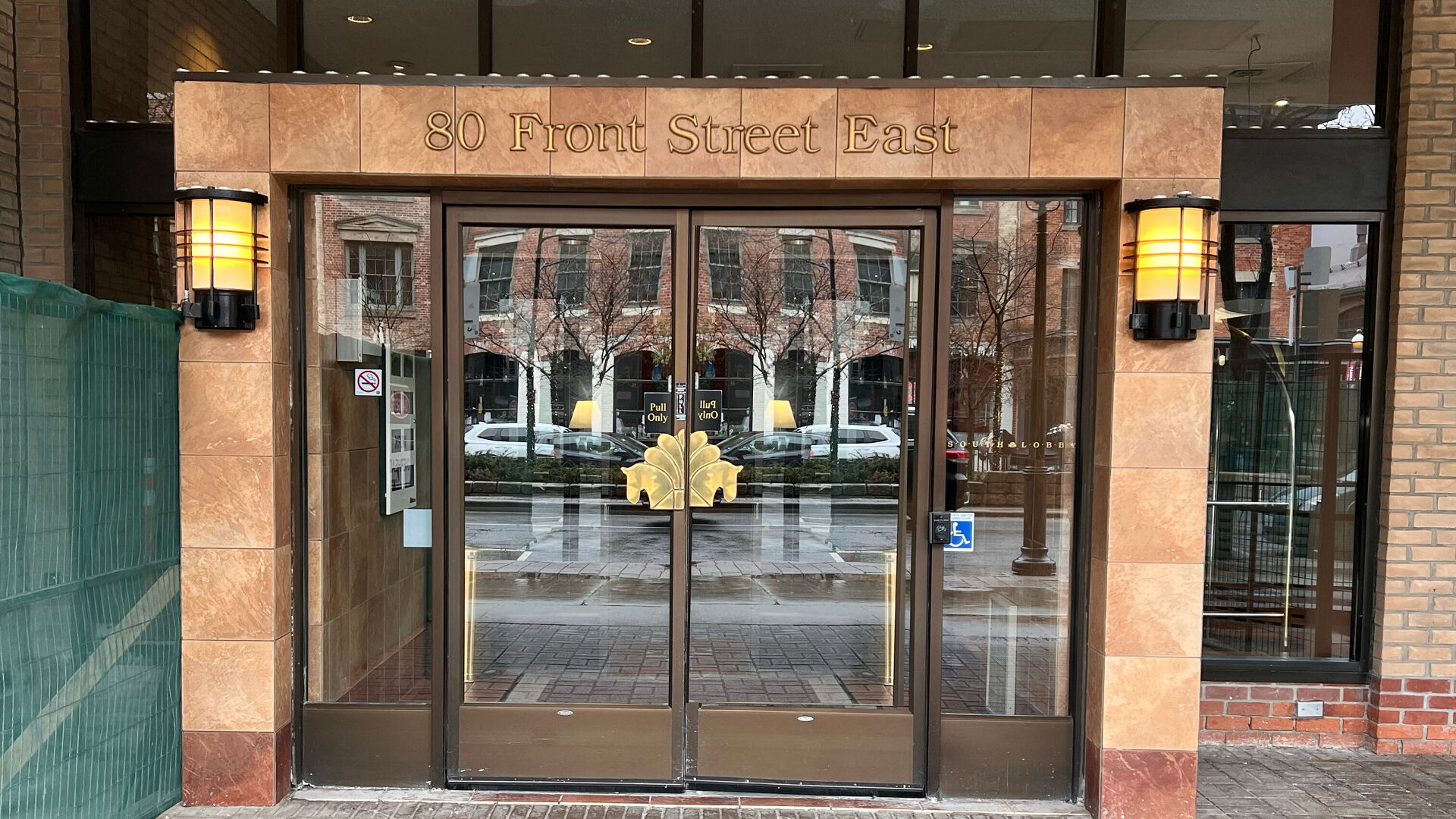 80 Front Street East Unit #621, Toronto, ON M5E 1C4